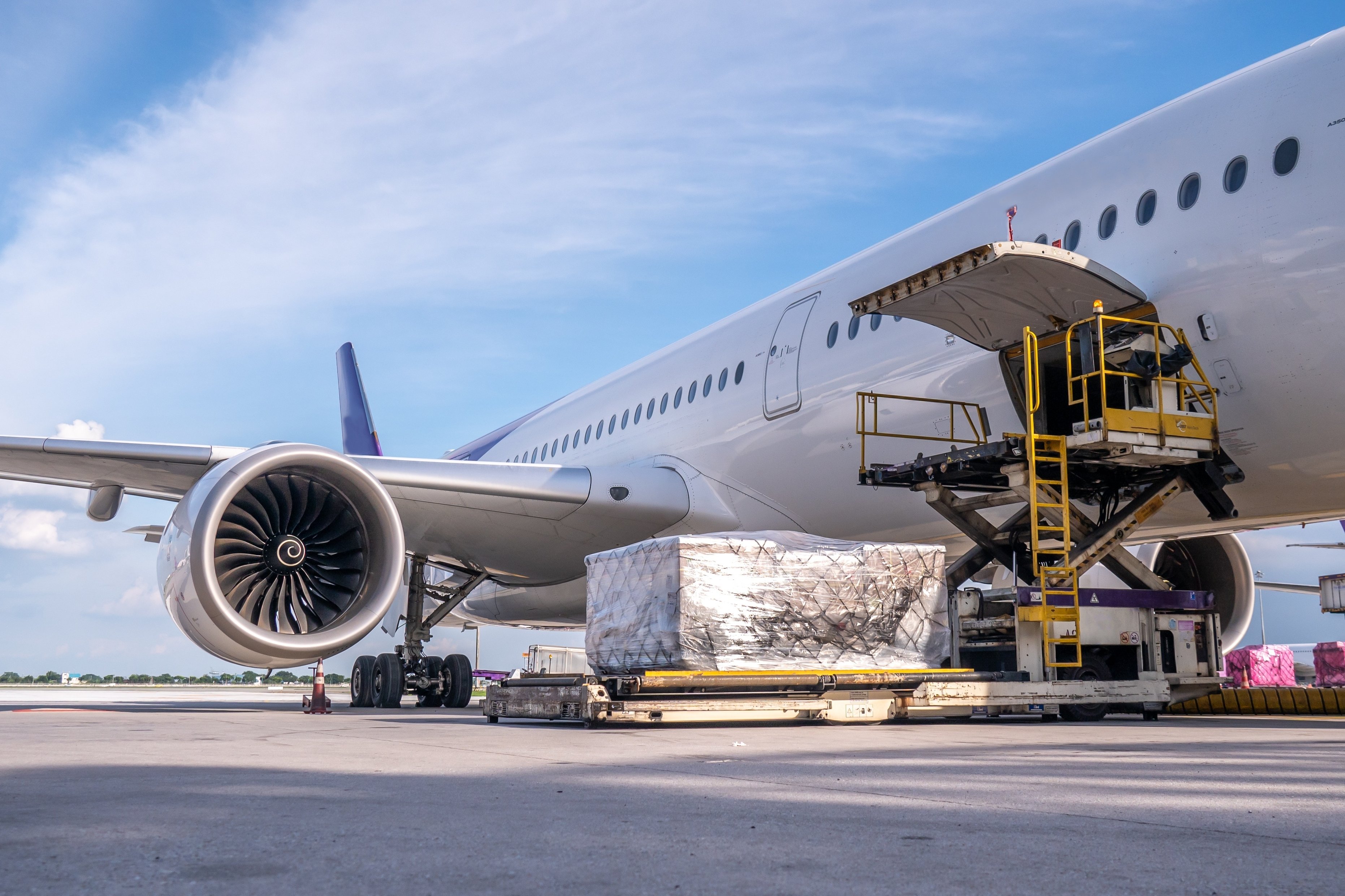 TRANSPORTATION MARKET UPDATE JANUARY- 2025 | AIR & SEA FREIGHT